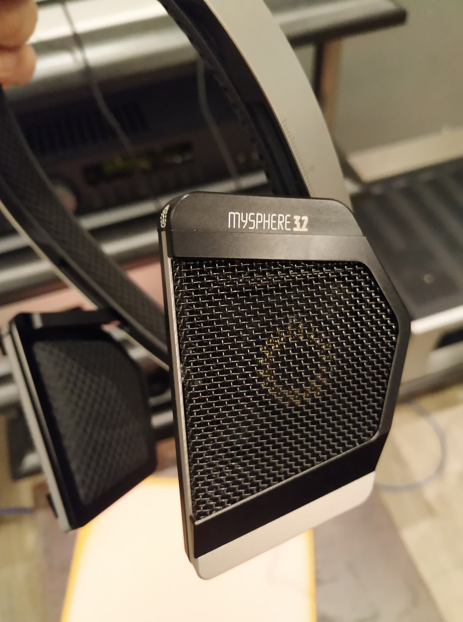 Mysphere 3 เอียร์สปีคเกอร์จากอดีตทีมออกแบบของ AKG - What HI-FI? Thailand