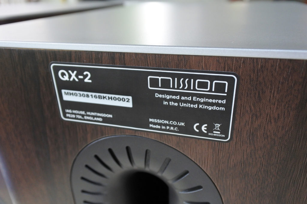 รีวิว Mission QX-2 Bookshelf Speakers - What HI-FI? Thailand